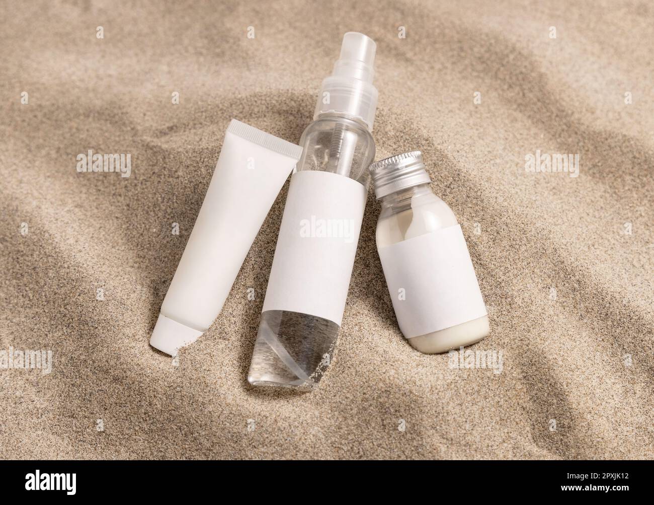 Spa body product on sand hi-res stock photography and images - Alamy