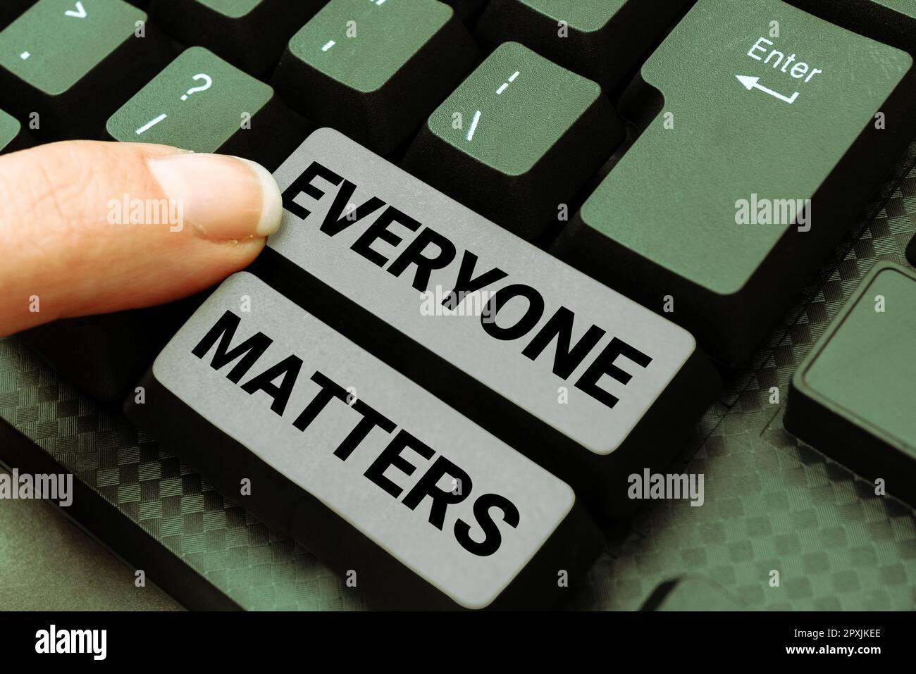 Text showing inspiration Everyone Matters, Word Written on all the ...