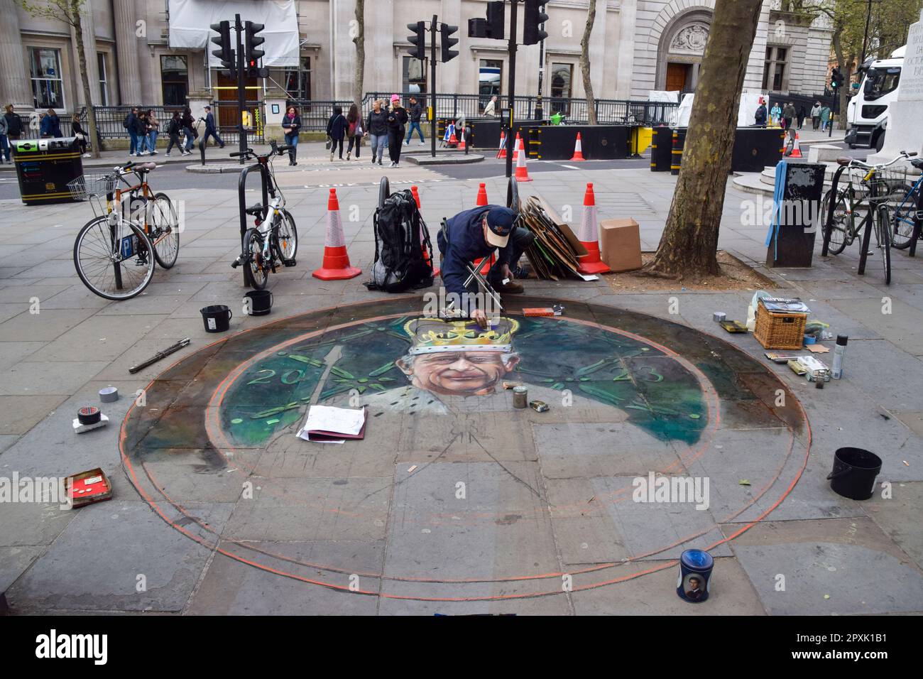 London, UK. 2nd May 2023. Chalk artist Julian Beever draws a picture of ...