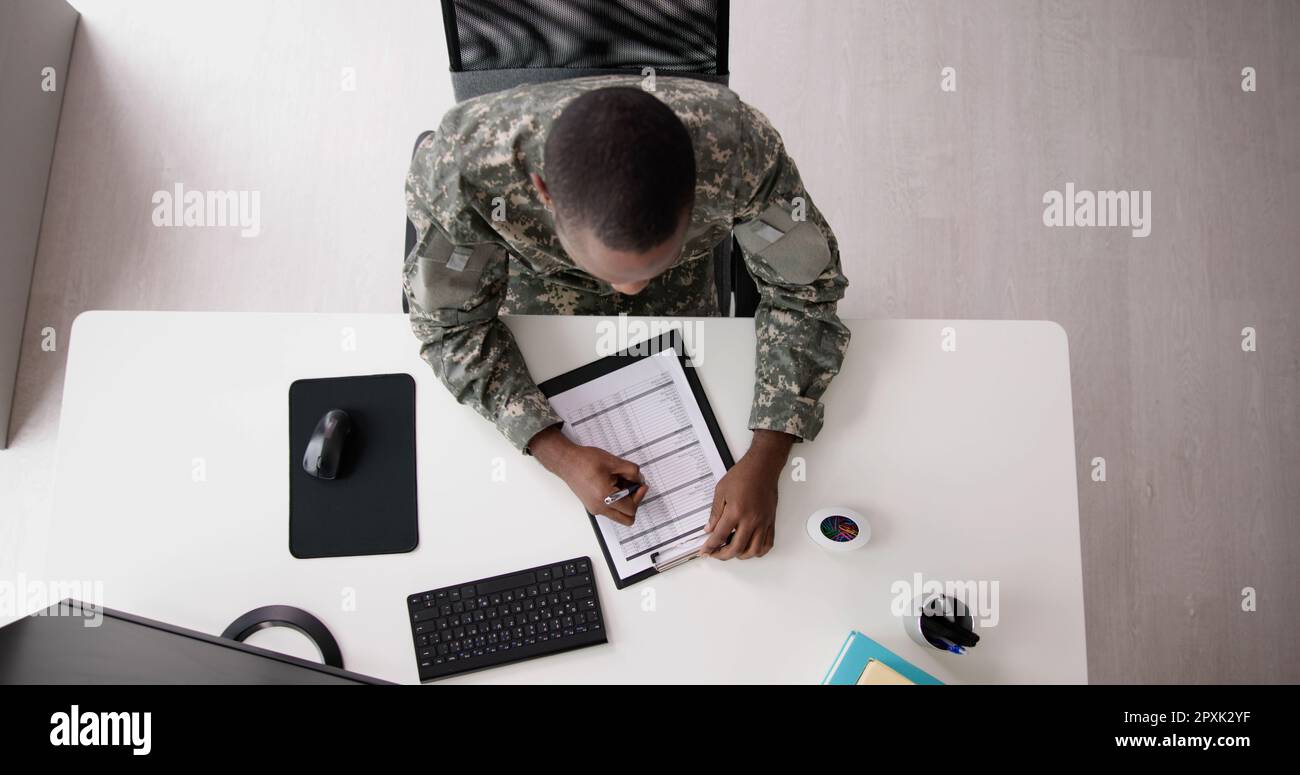 Military Student Education. Army Soldier Veteran In College Stock Photo ...