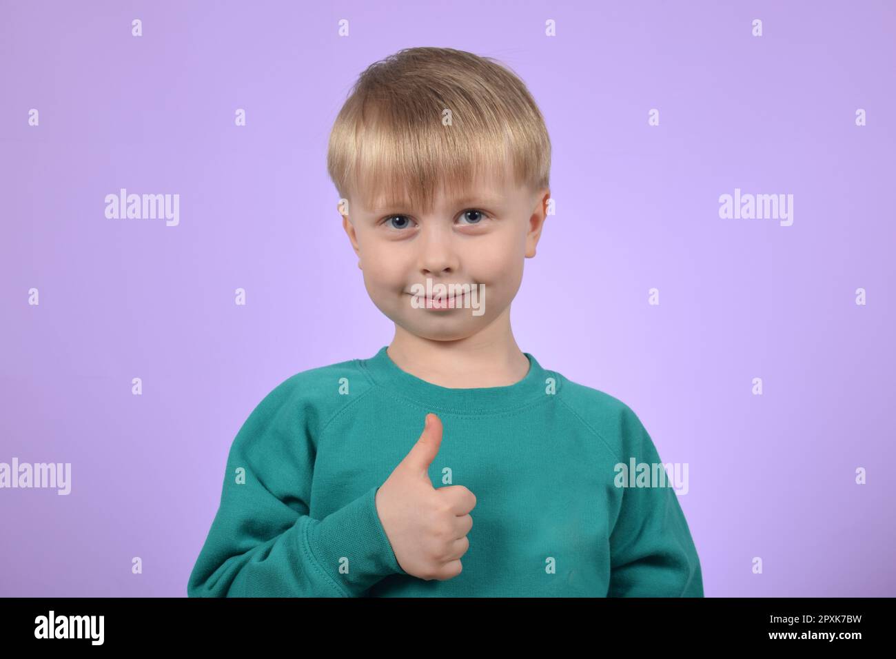 boy child shows finger Stock Photo - Alamy