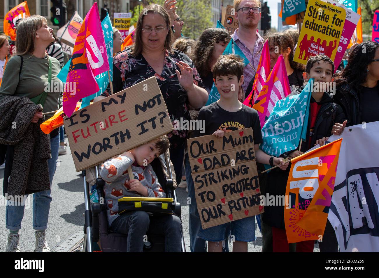 London, UK. 2nd May, 2023. Members of the NEU National Education Union ...