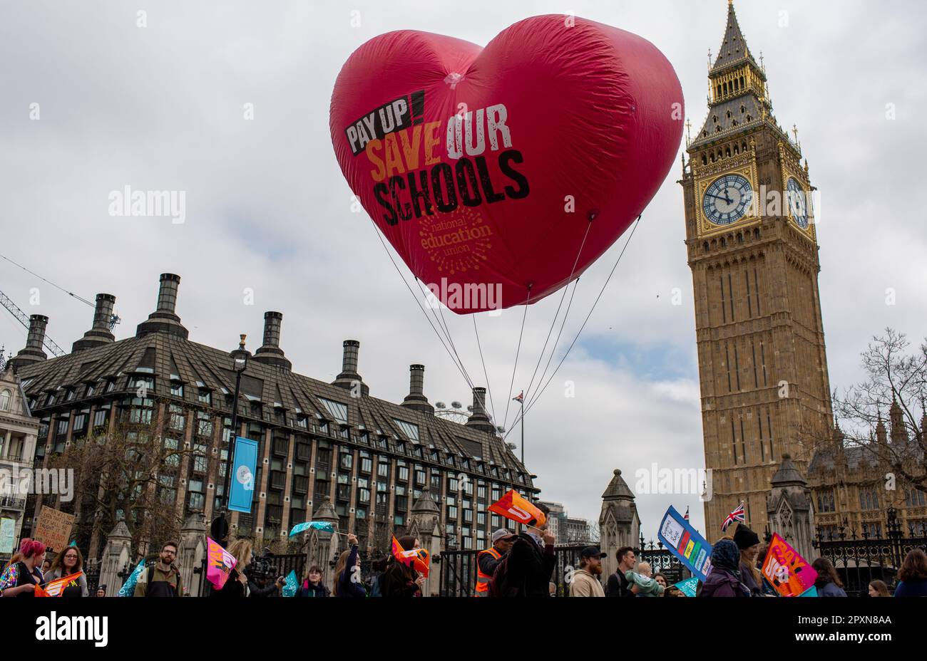 London,2nd,May,2023.Members of the National Education Union (NEU) take ...