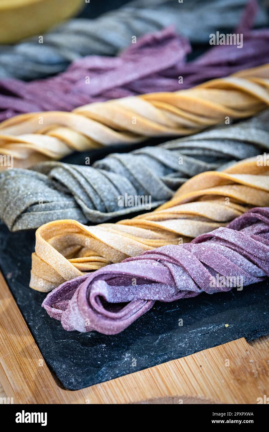 Tricolore pasta twist hi-res stock photography and images - Alamy