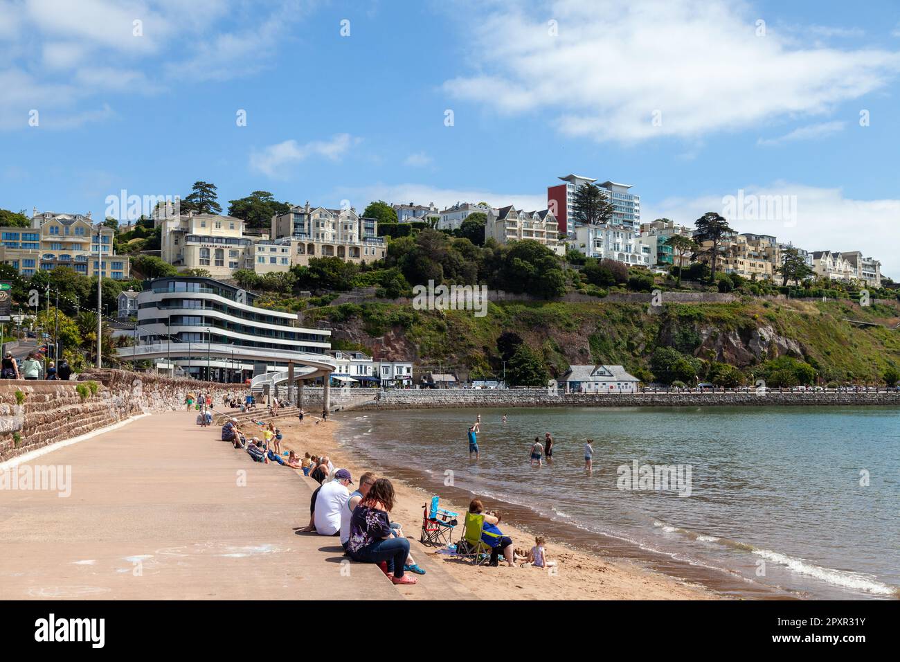 Torquay beach on a summers day Stock Photo - Alamy