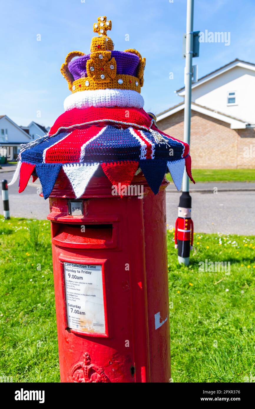 Letter box toppers hi-res stock photography and images - Alamy