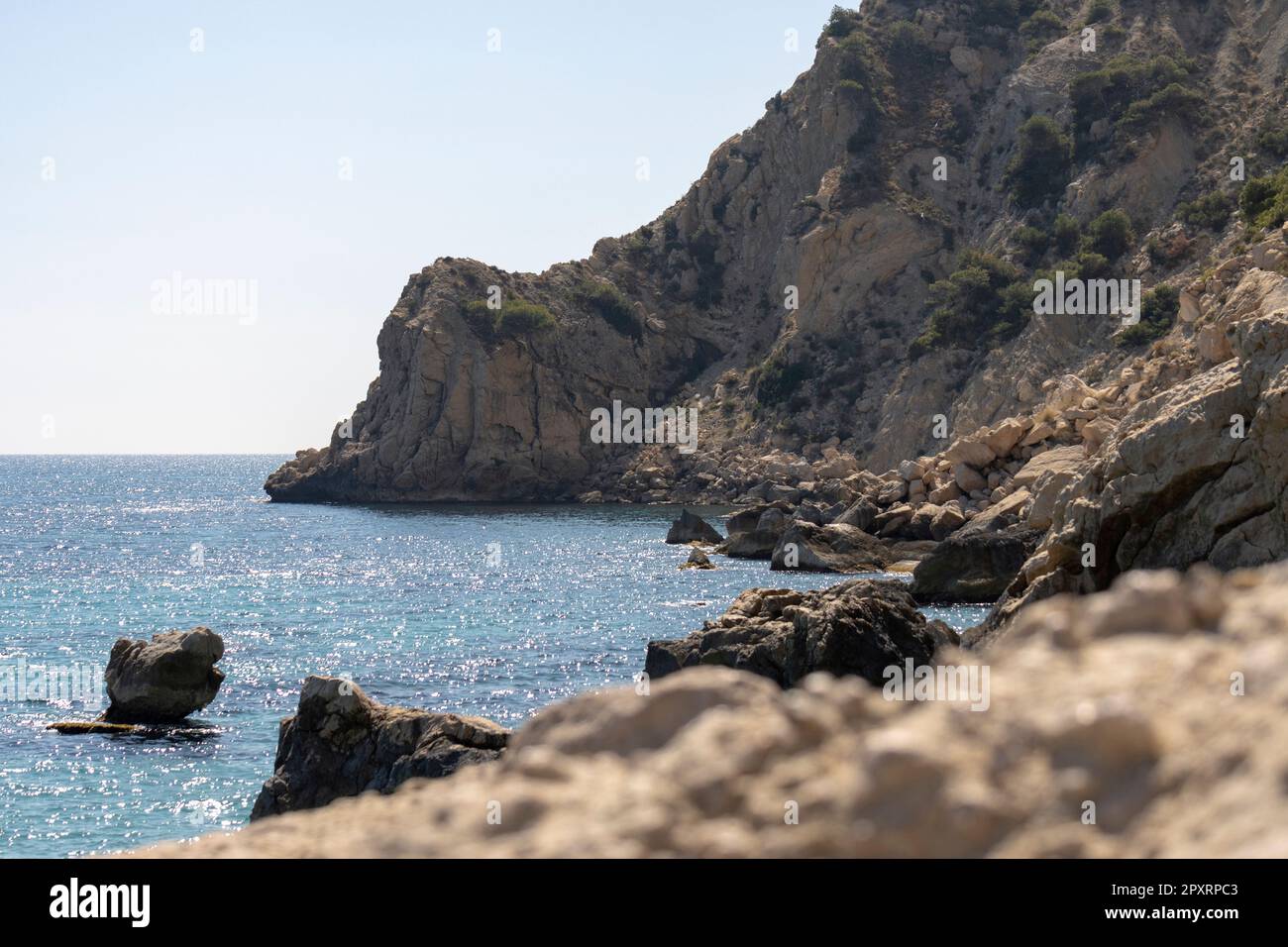 Calm sea view rocky hi-res stock photography and images - Alamy