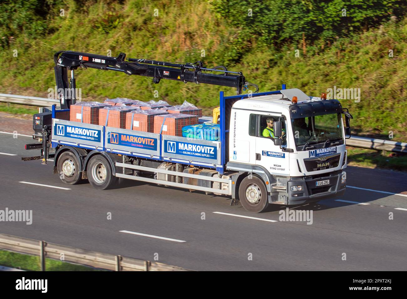 Hiab hi-res stock photography and images - Alamy