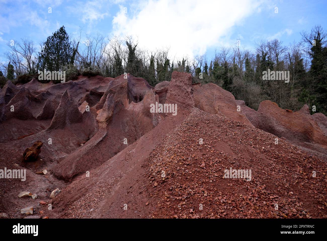 View of the Roste, along the Merse river, Tuscany Stock Photo - Alamy