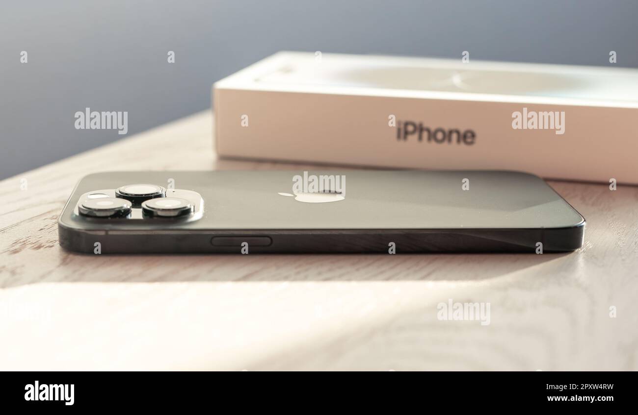Iphone 14 on table hi-res stock photography and images - Alamy