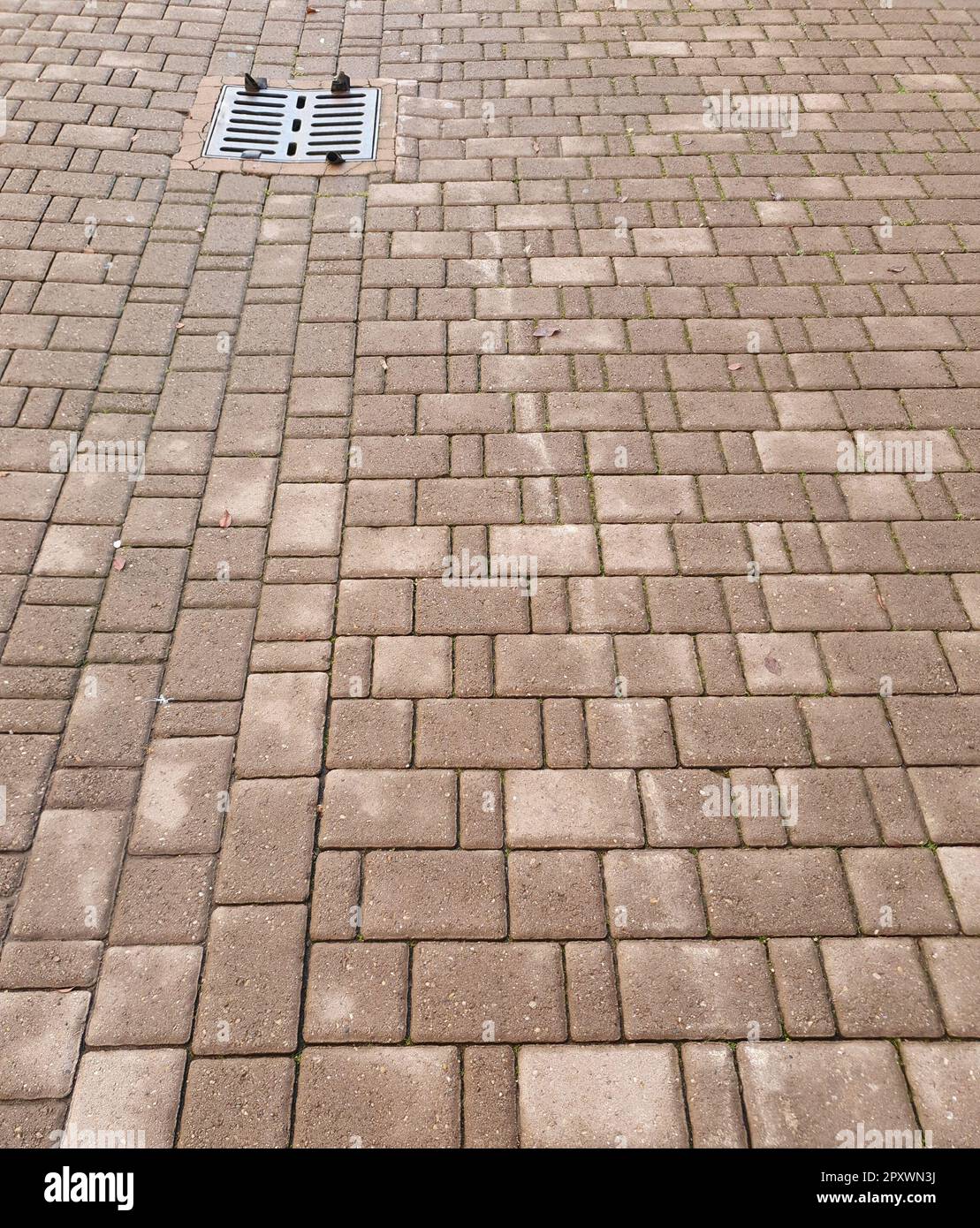 self locking blocks for pavements and outdoor floors Stock Photo - Alamy