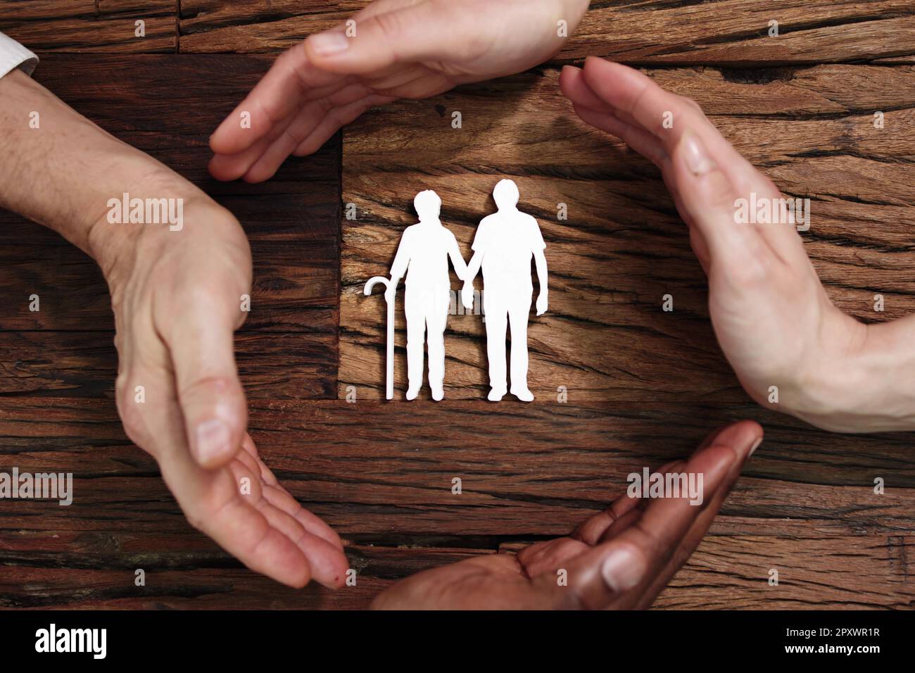 Family stick figures hi-res stock photography and images - Alamy