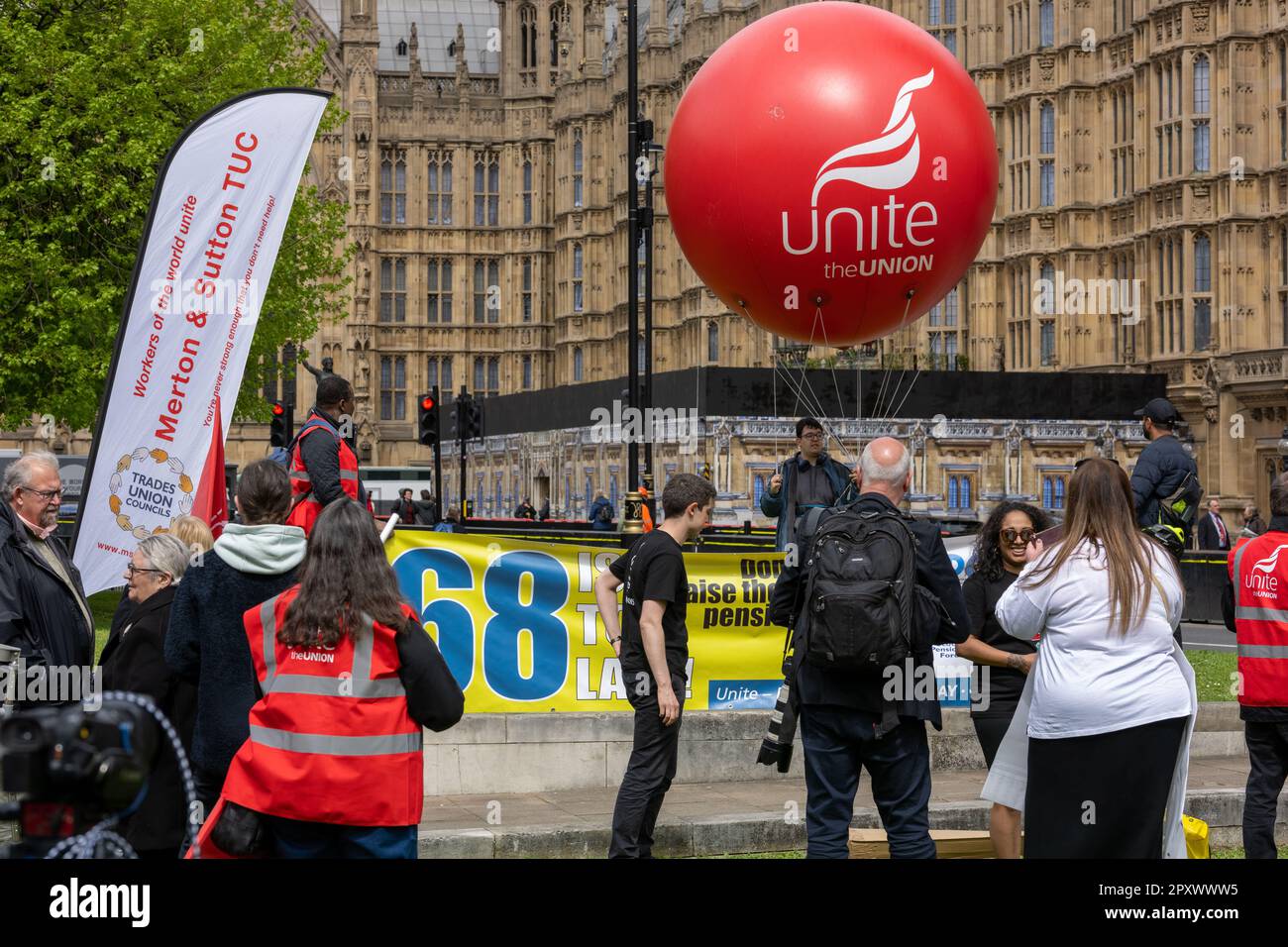 Londonn, UK. 2nd May, 2023. A small rally by Unite the Union against ...