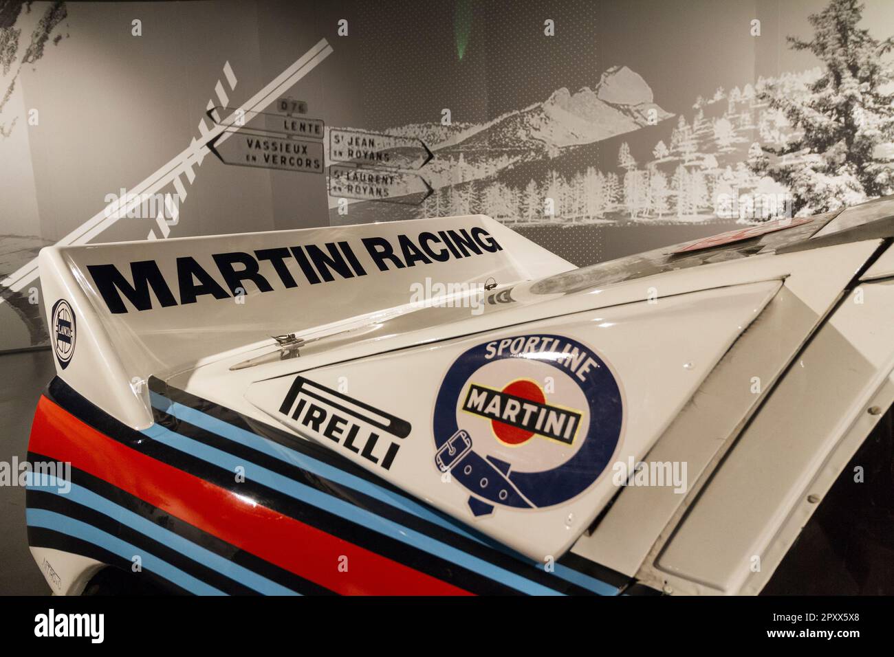 Lancia Rally 037 EVO2 (1984). Exhibition of old rally cars "Golden age ...