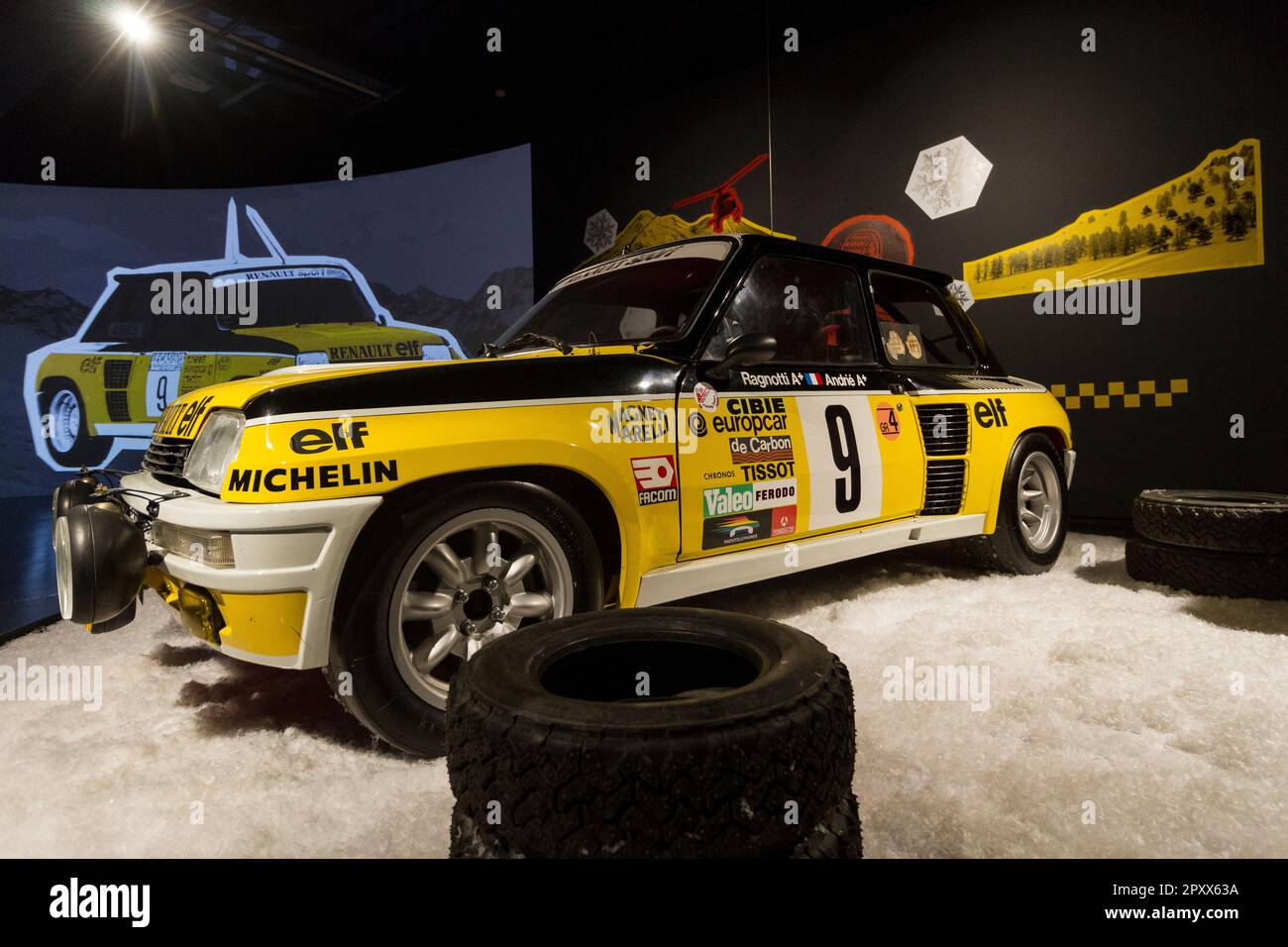 5 turbo hi-res stock photography and images - Alamy