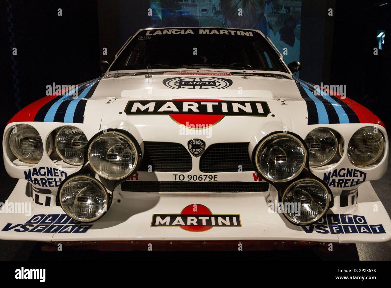 Lancia Delta S4 (1986). Exhibition of old rally cars "Golden age of ...