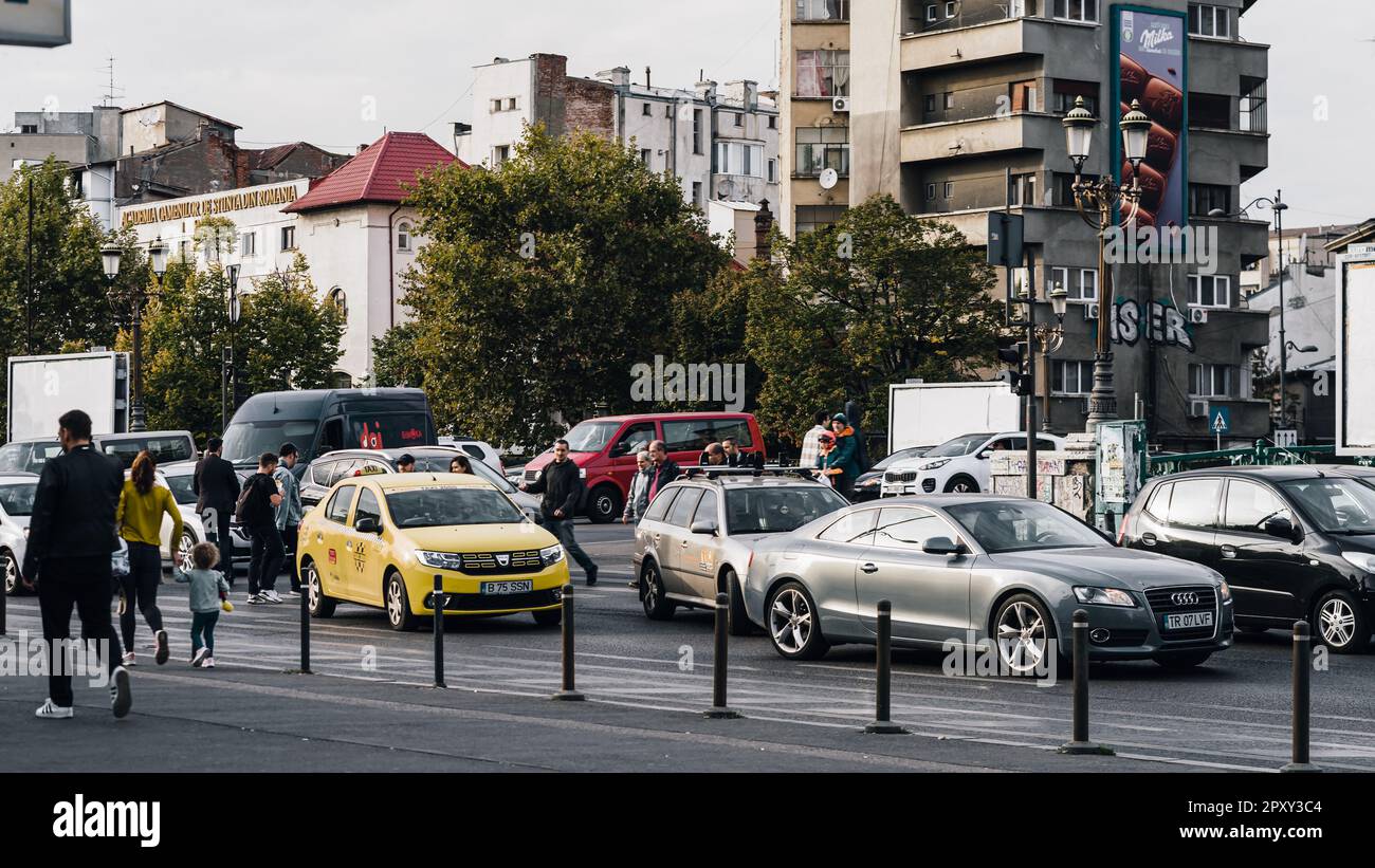 Bumper to Bumper - Urban traffic congestion during peak hour in ...
