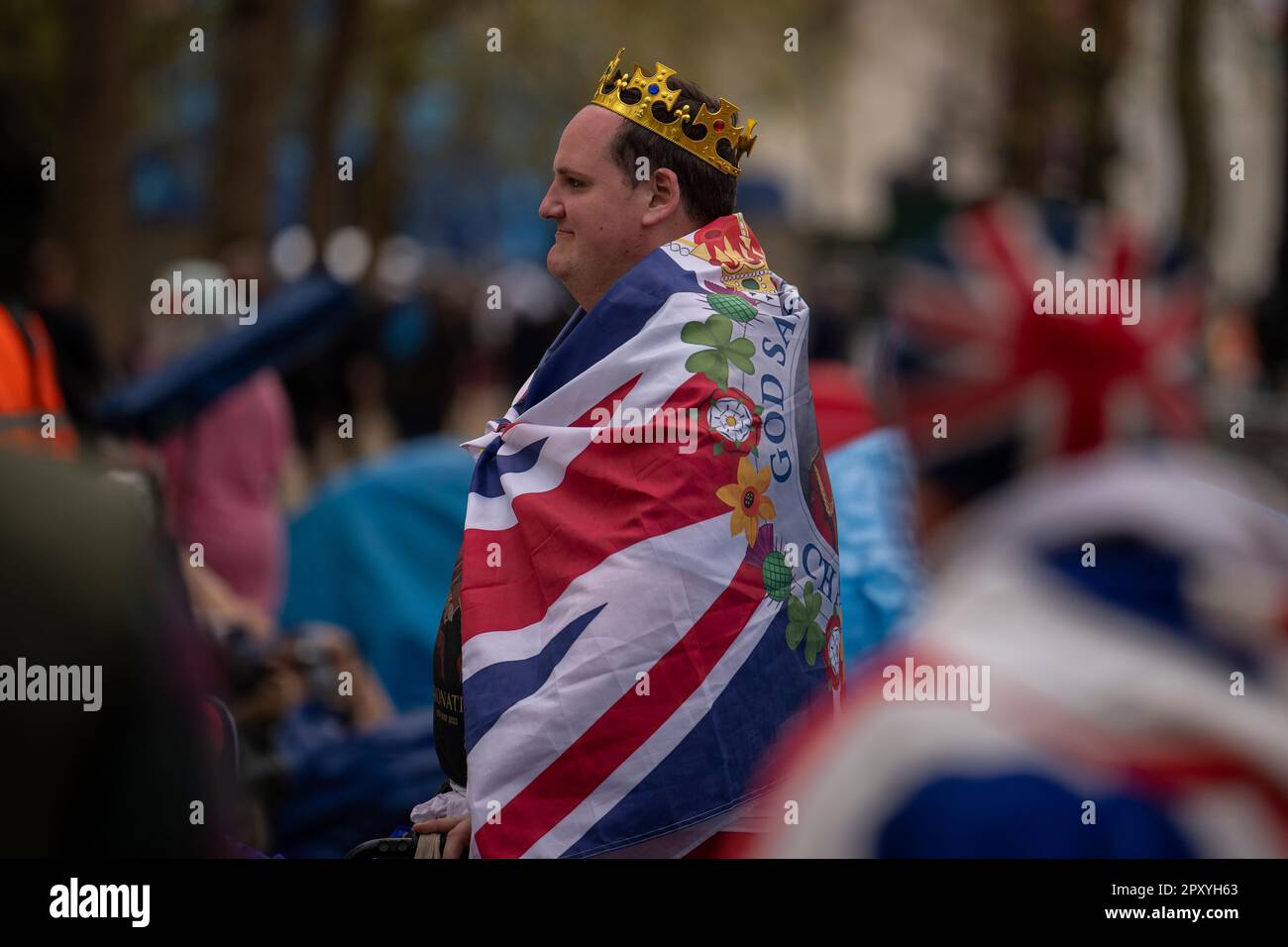 Royal enthusiast Patrick O'Neil stands along the King's Coronation ...