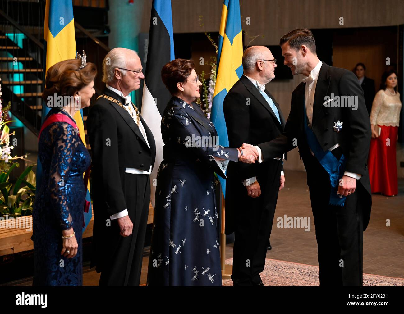 Sweden's Queen Silvia, King Carl Gustaf and the hosts Estonian ...