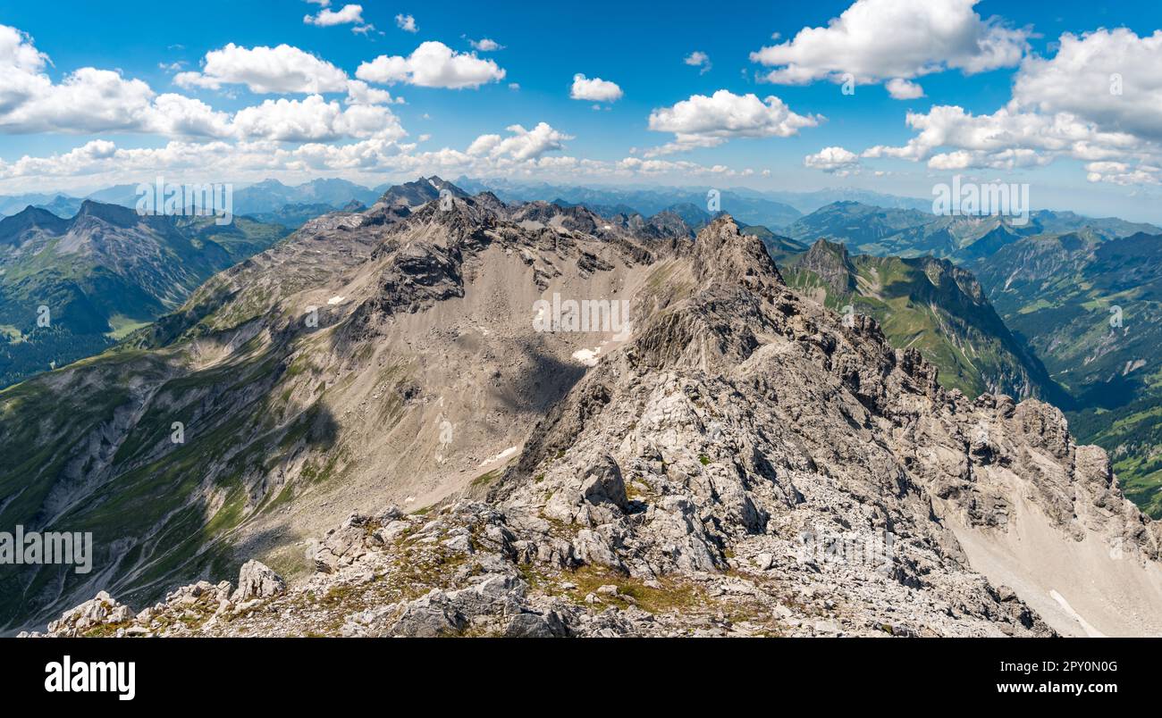 Stunning trekking tour through beautiful mountain landscape to the ...