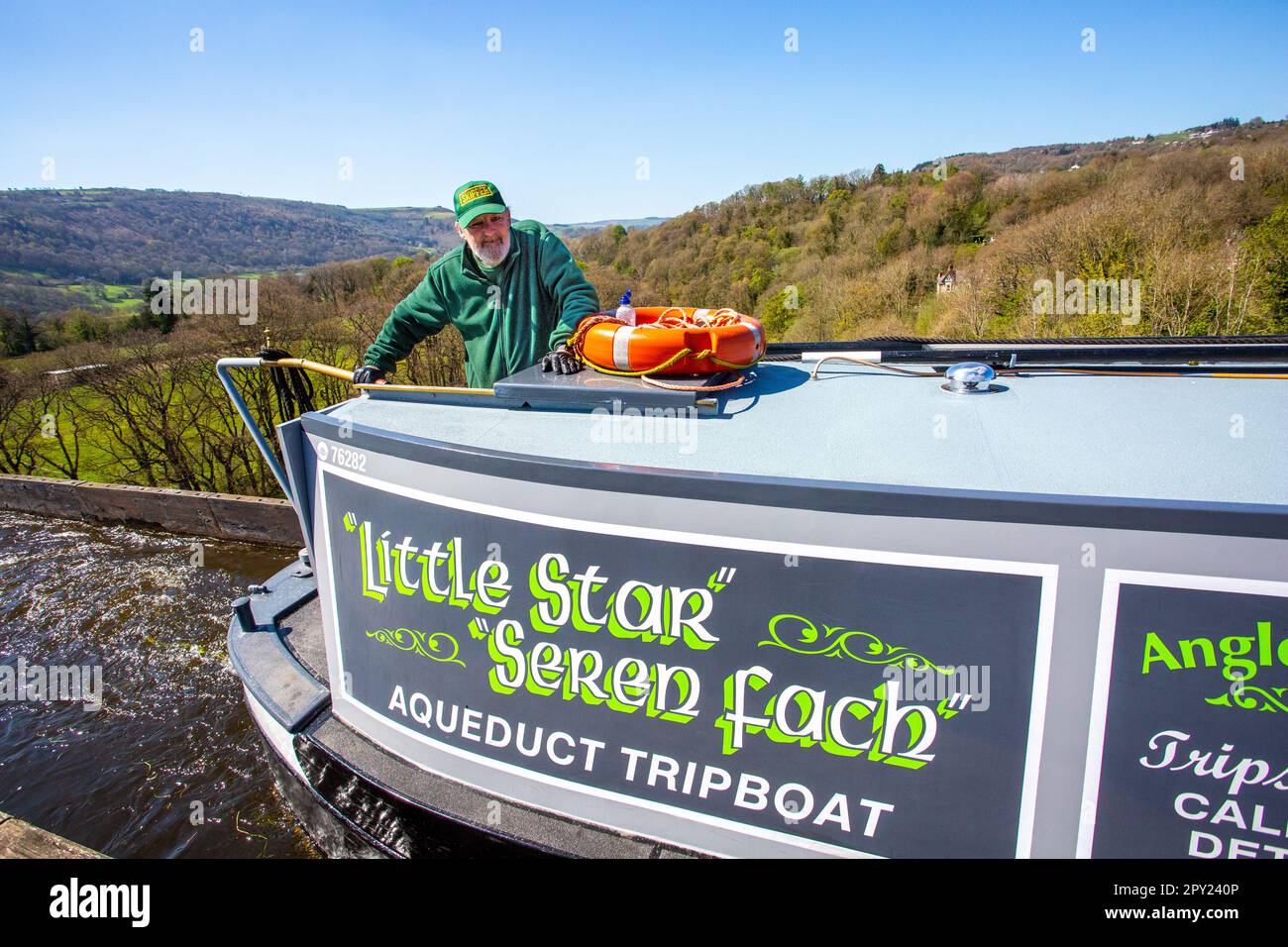 Canal narrowboat crossing 38 meters above the river Dee on the ...