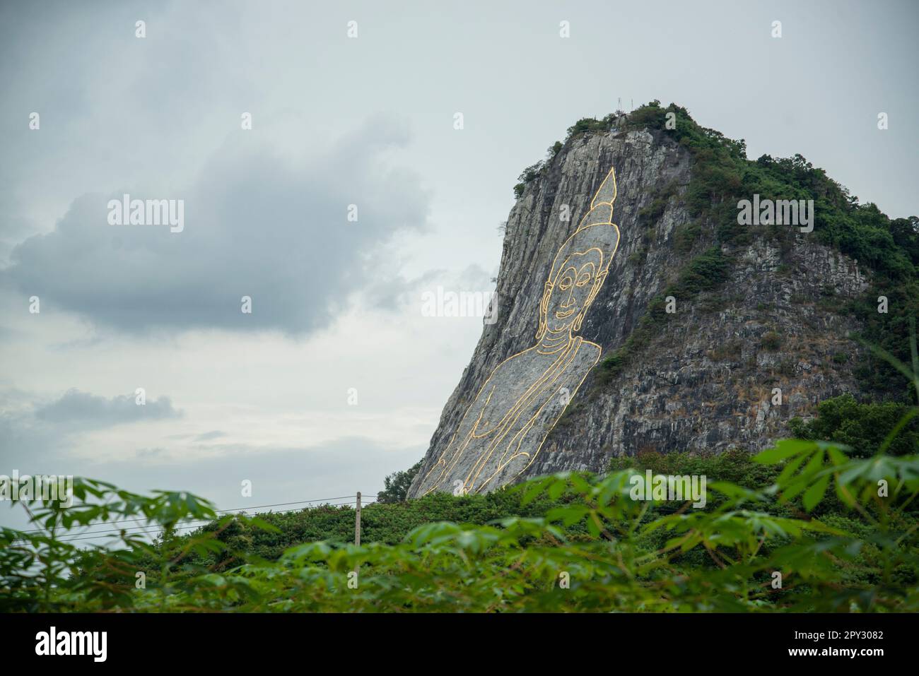 Chi chan buddha hi-res stock photography and images - Alamy