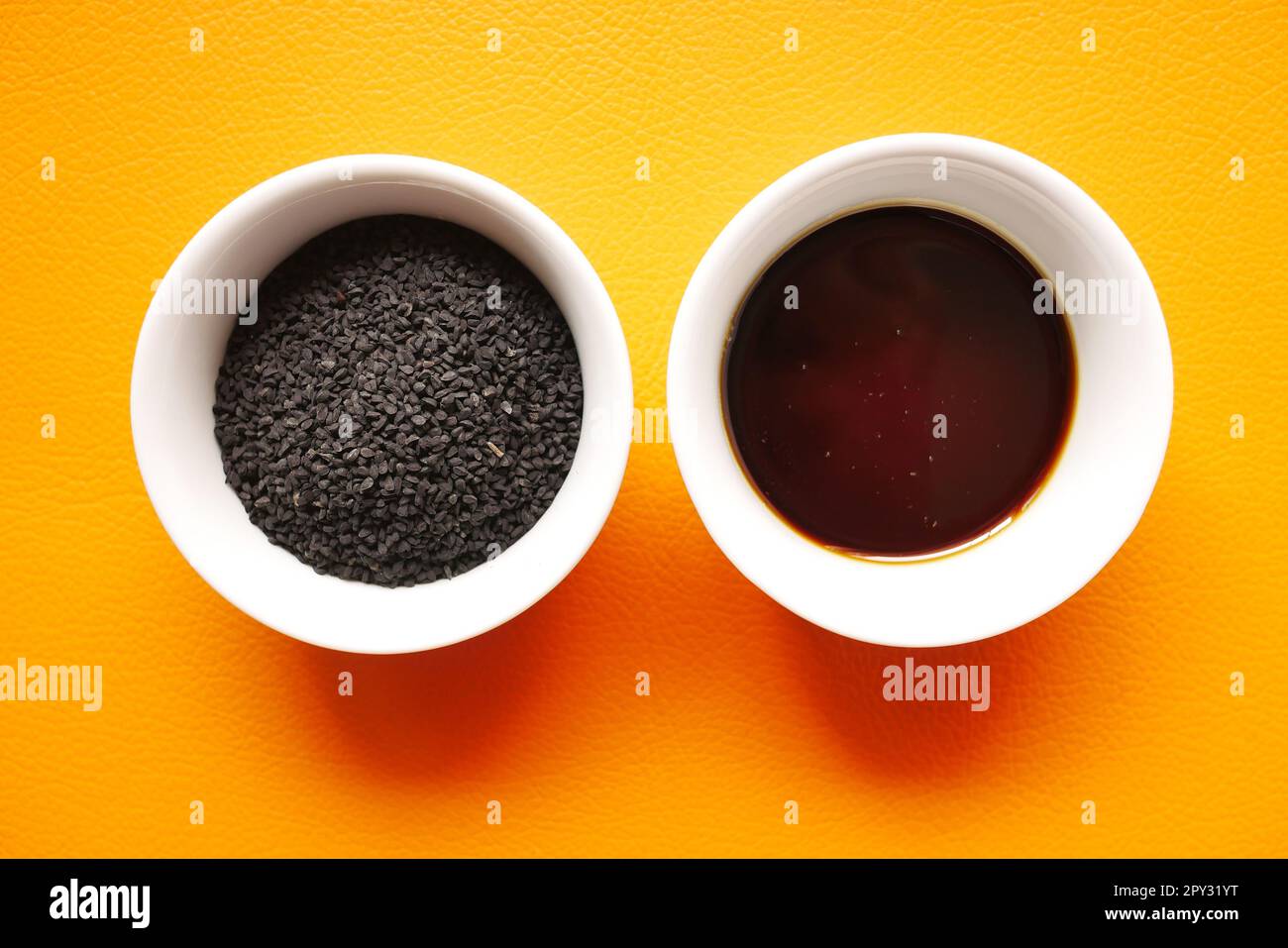 Black cumin oil in container hi-res stock photography and images - Alamy