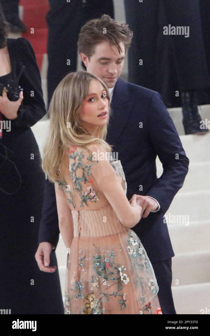 New York, NY, USA. 1st May, 2023. Suki Waterhouse and Robert Pattinson ...