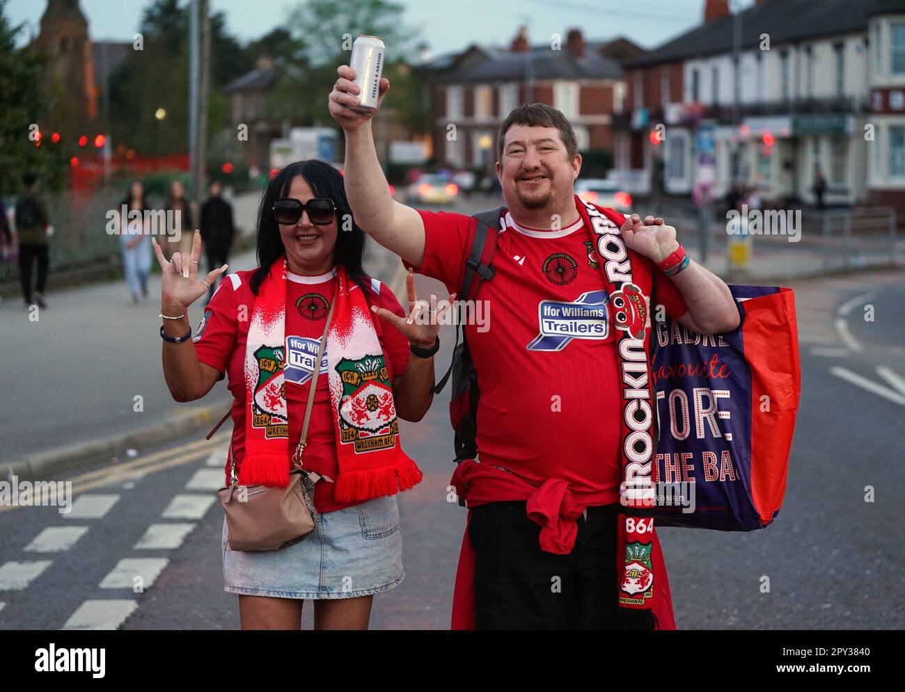Wrexham victory parade hi-res stock photography and images - Alamy