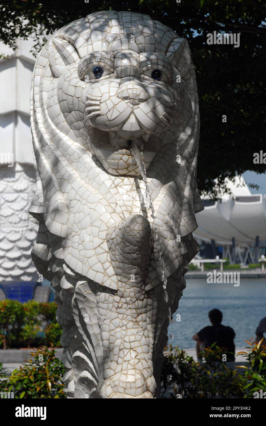 Mosaic model of the Merlion Statue on the Esplanade, Marina Bay, Singapore Stock Photo - Alamy