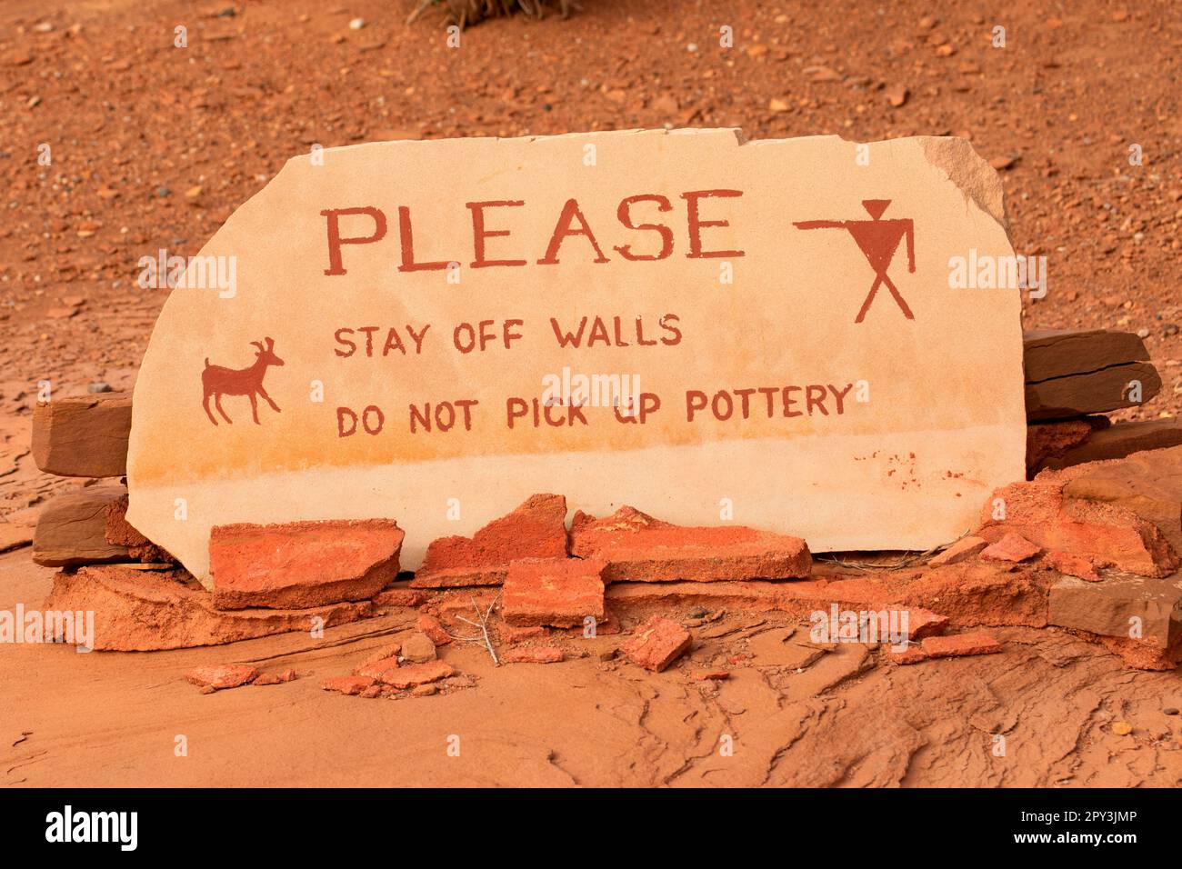 Stay off sign hi-res stock photography and images - Alamy