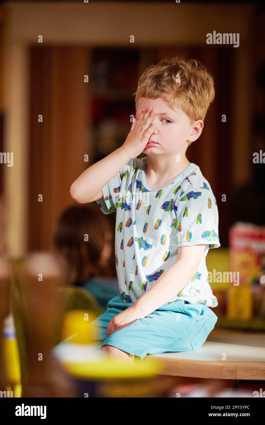 WHITE NOISE, Dean Moore / Henry Moore, 2022. ph: Wilson Webb ...