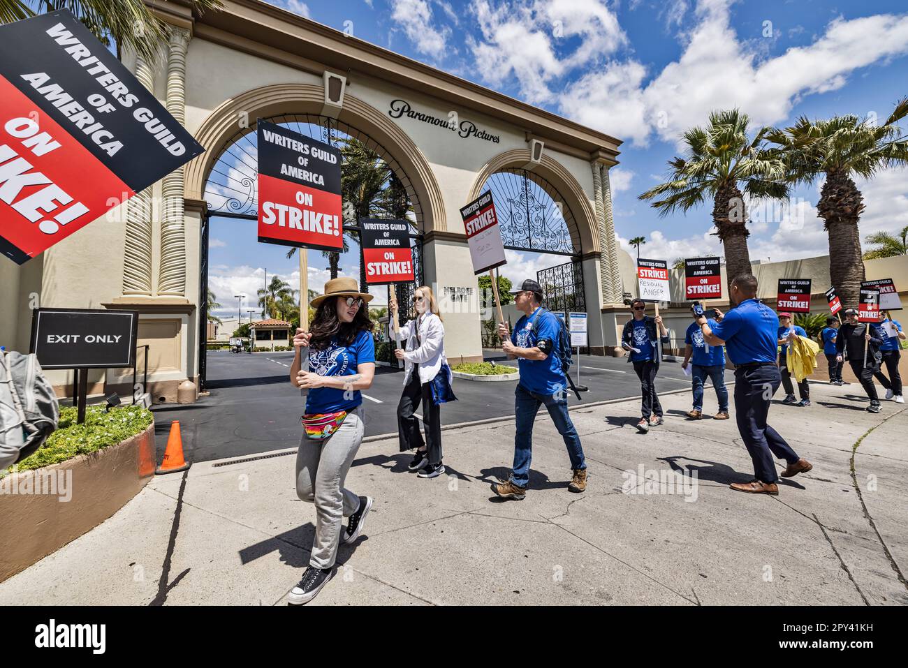 Hollywood, USA. 02nd May, 2023. Writers Guild of America members are on ...