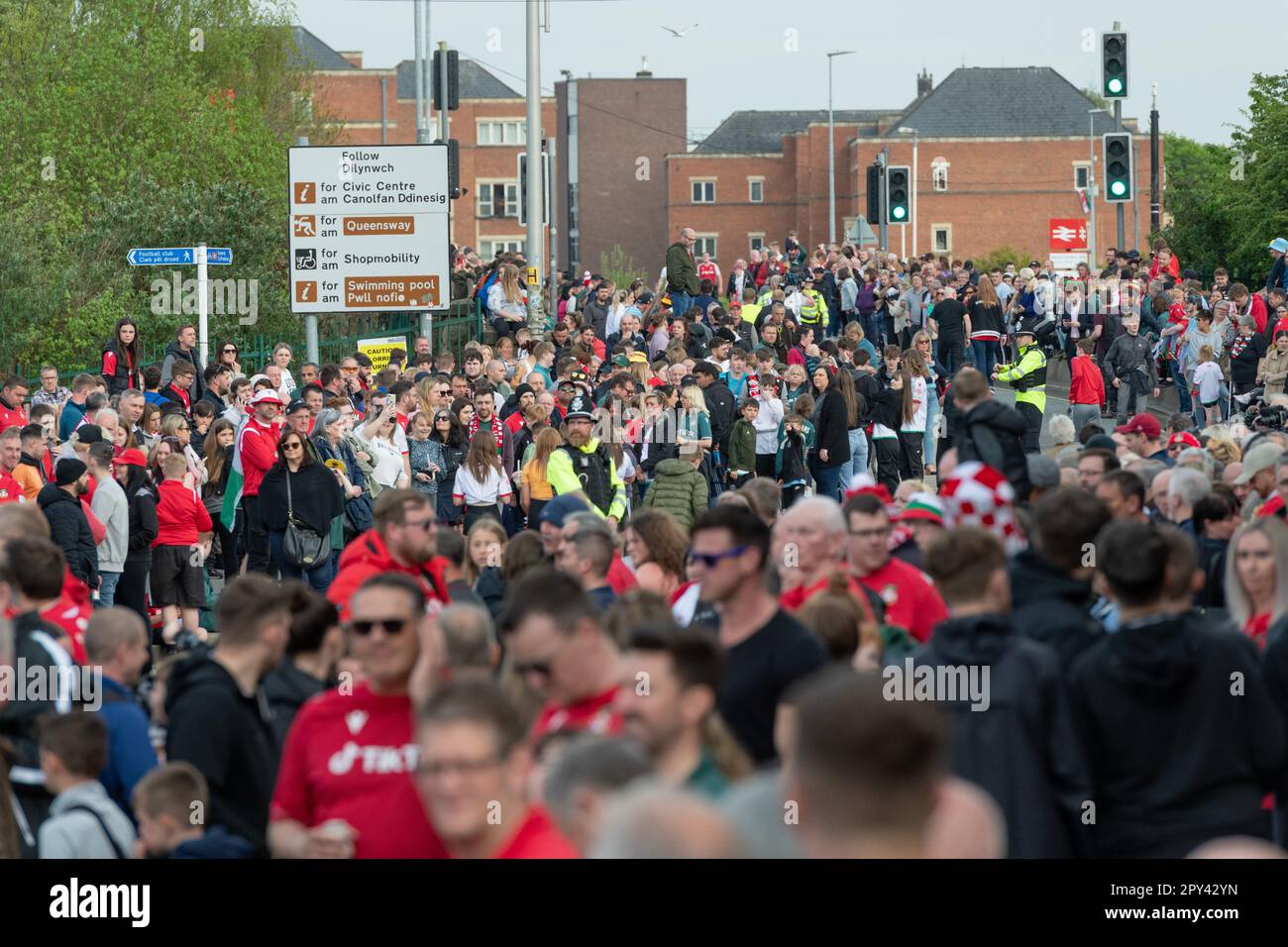 The racecourse ground victory parade hi-res stock photography and ...