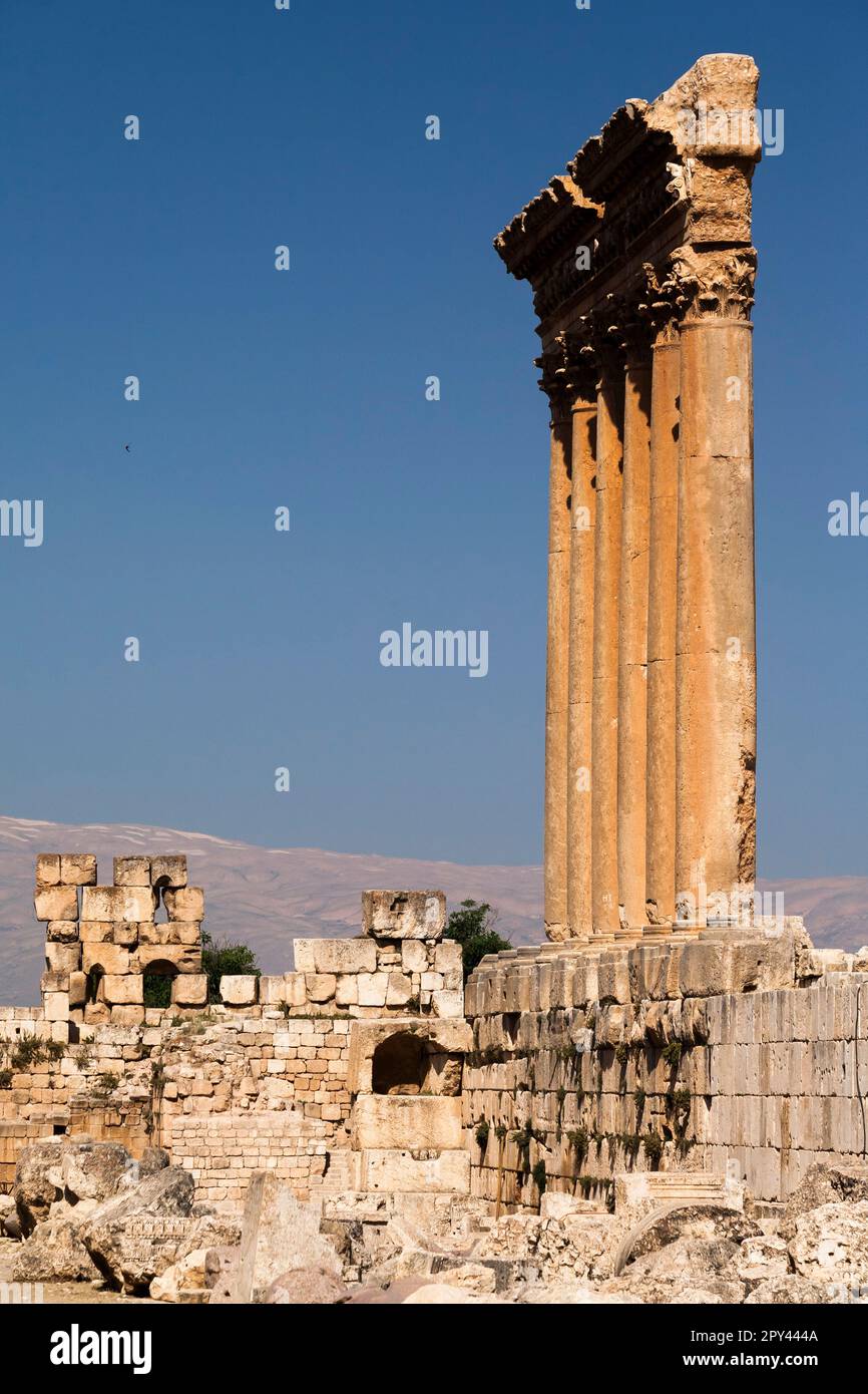 Baalbek, Temple of Jupiter, Largest Roman temple, colossal pillars ...