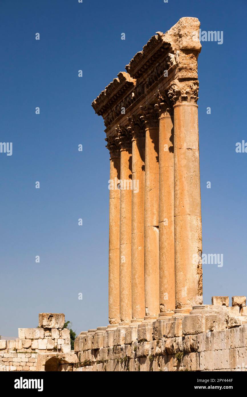 Baalbek, Temple of Jupiter, Largest Roman temple, colossal pillars ...