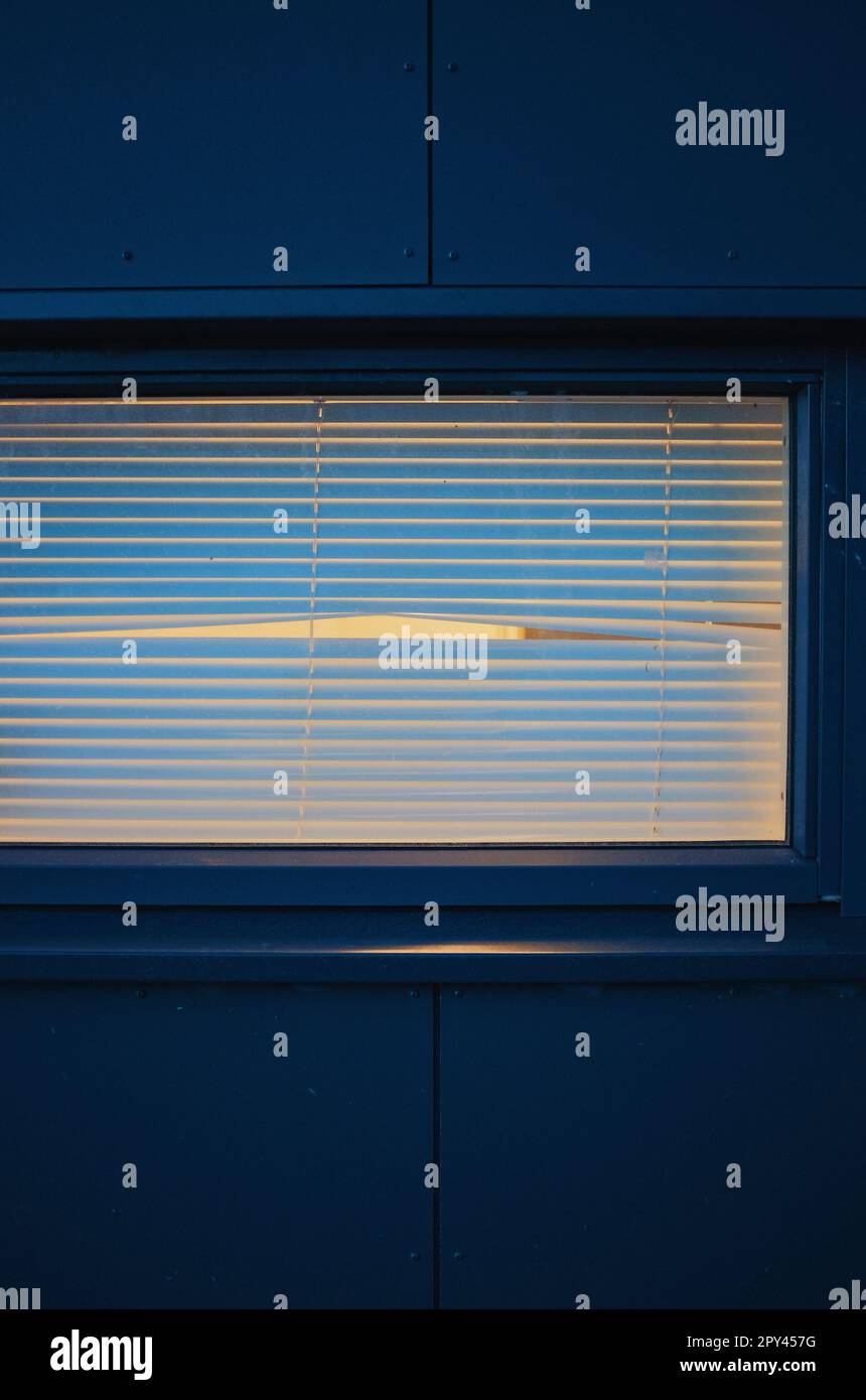 Peephole peeping hi-res stock photography and images - Alamy
