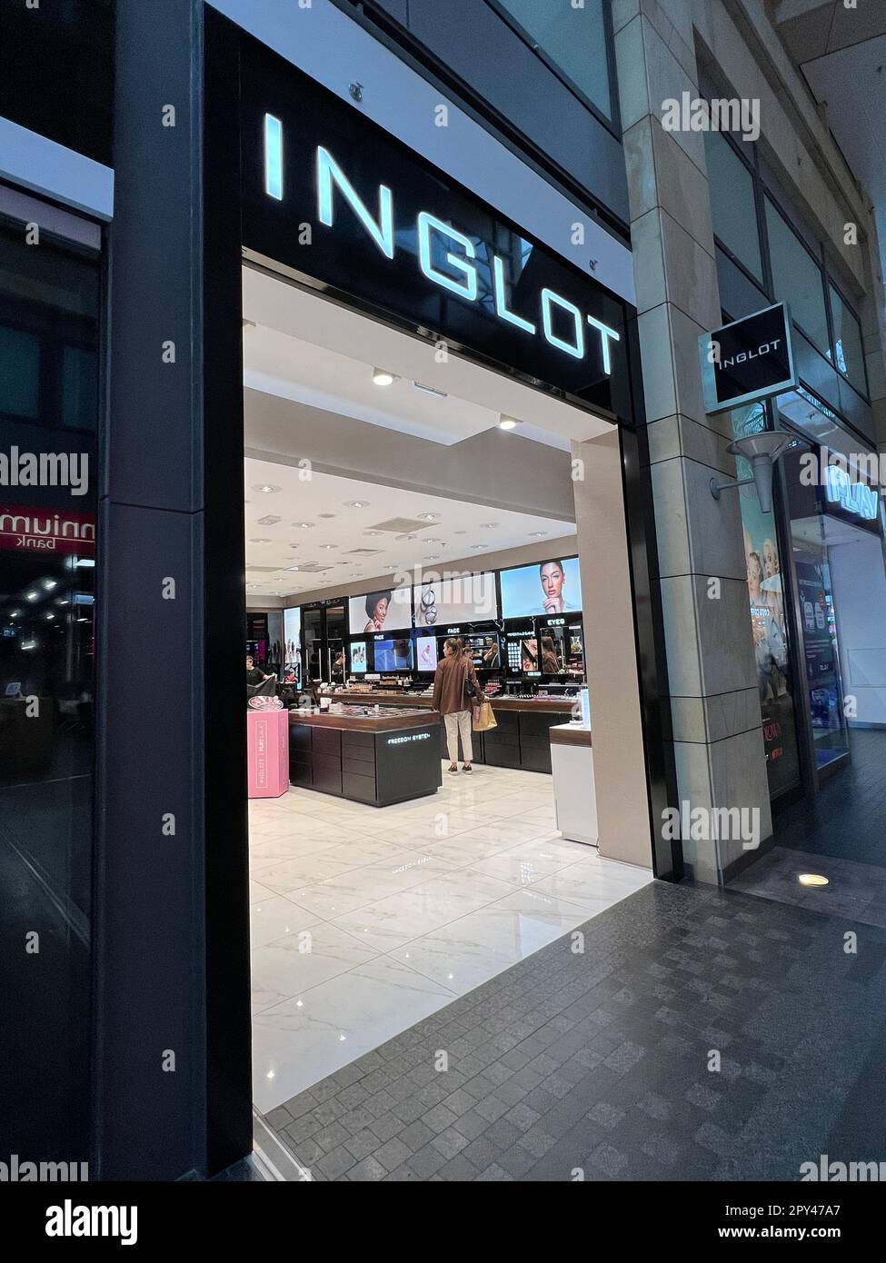 Inglot cosmetics store hi-res stock photography and images - Alamy