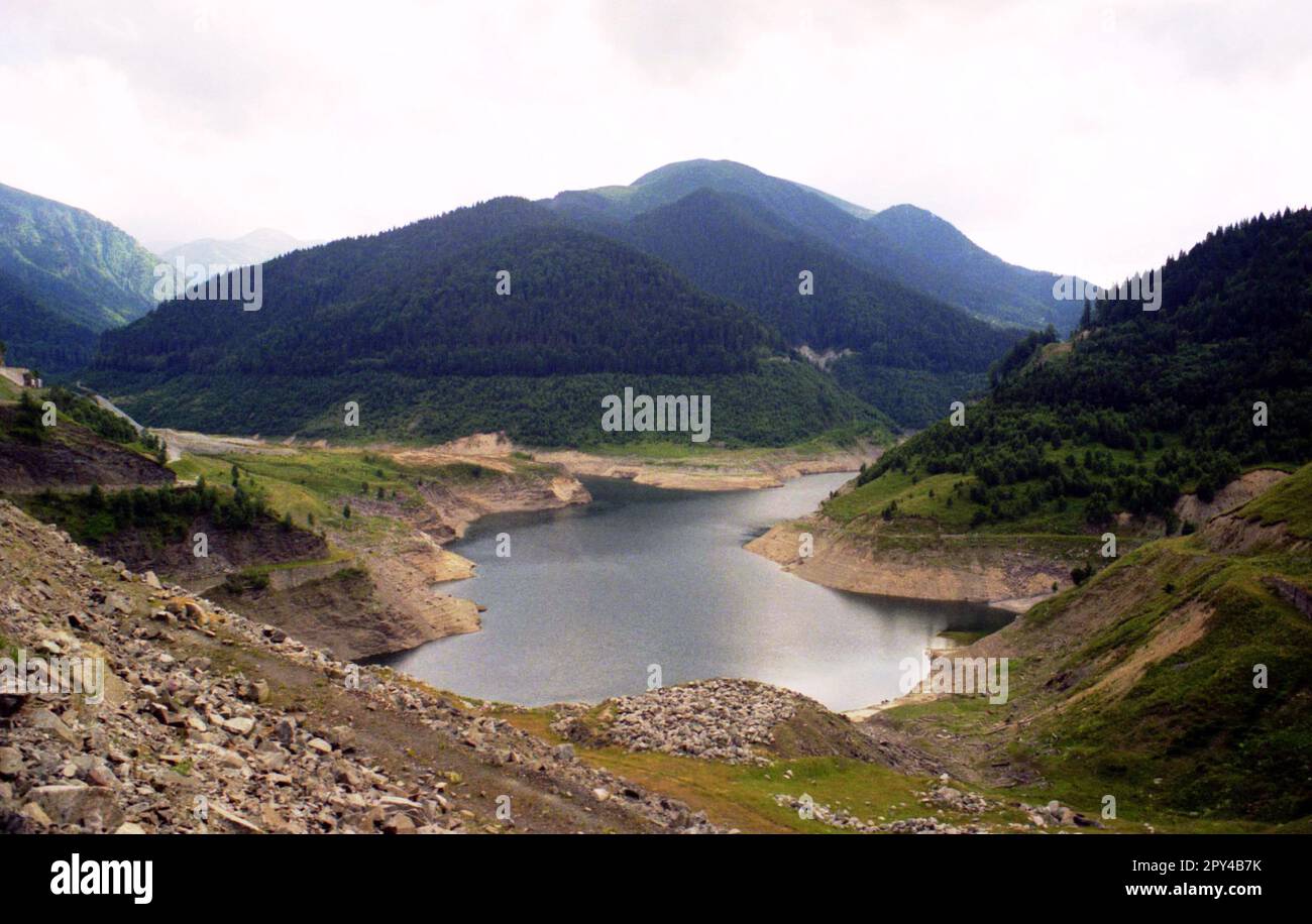 Gura apelor dam hi-res stock photography and images - Alamy
