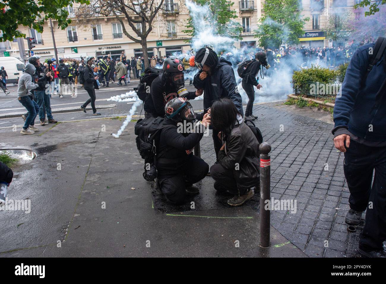 Effects of tear gas hi-res stock photography and images - Alamy