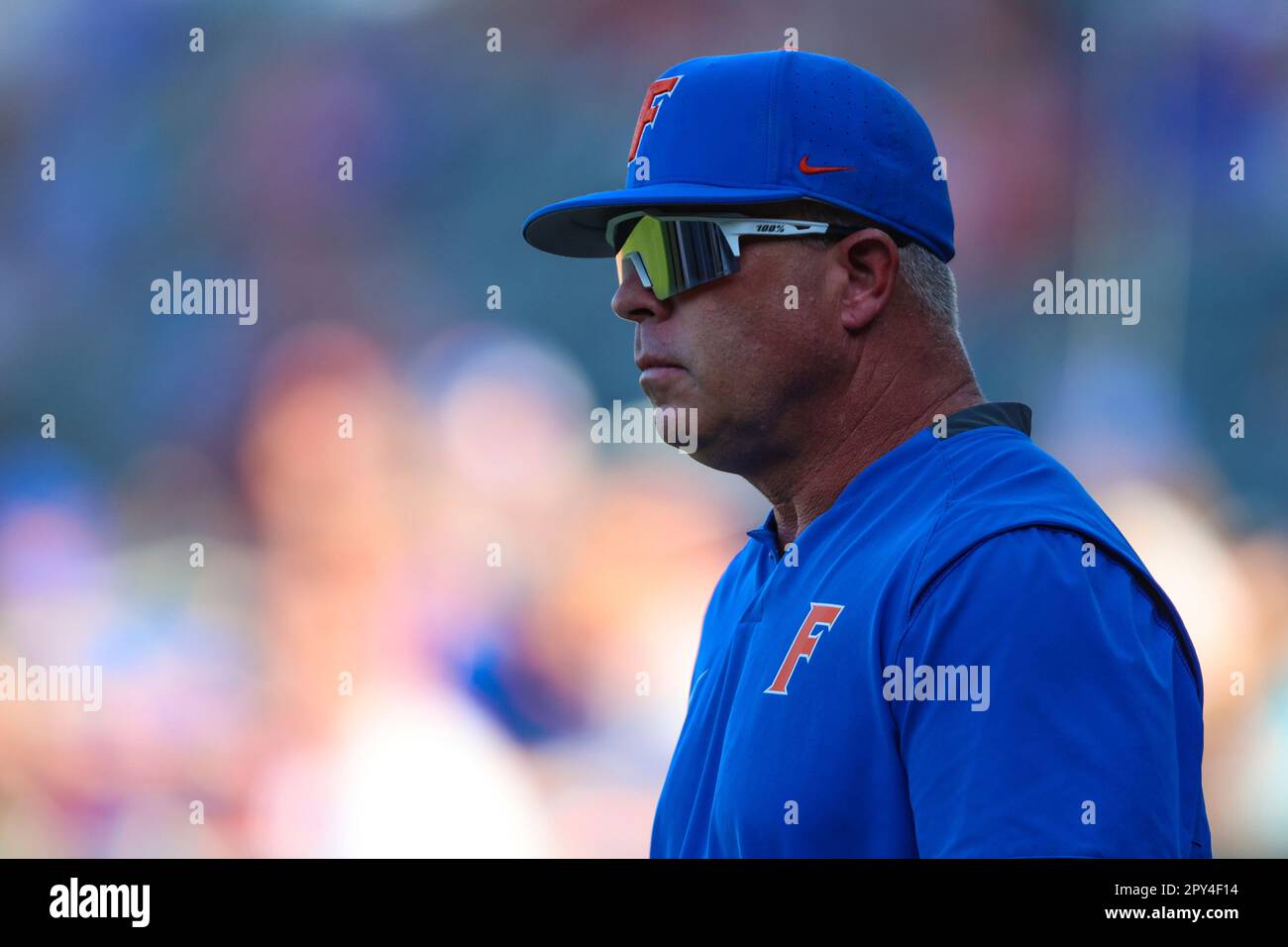Florida head coach Kevin O'Sullivan walks the field before an NCAA ...