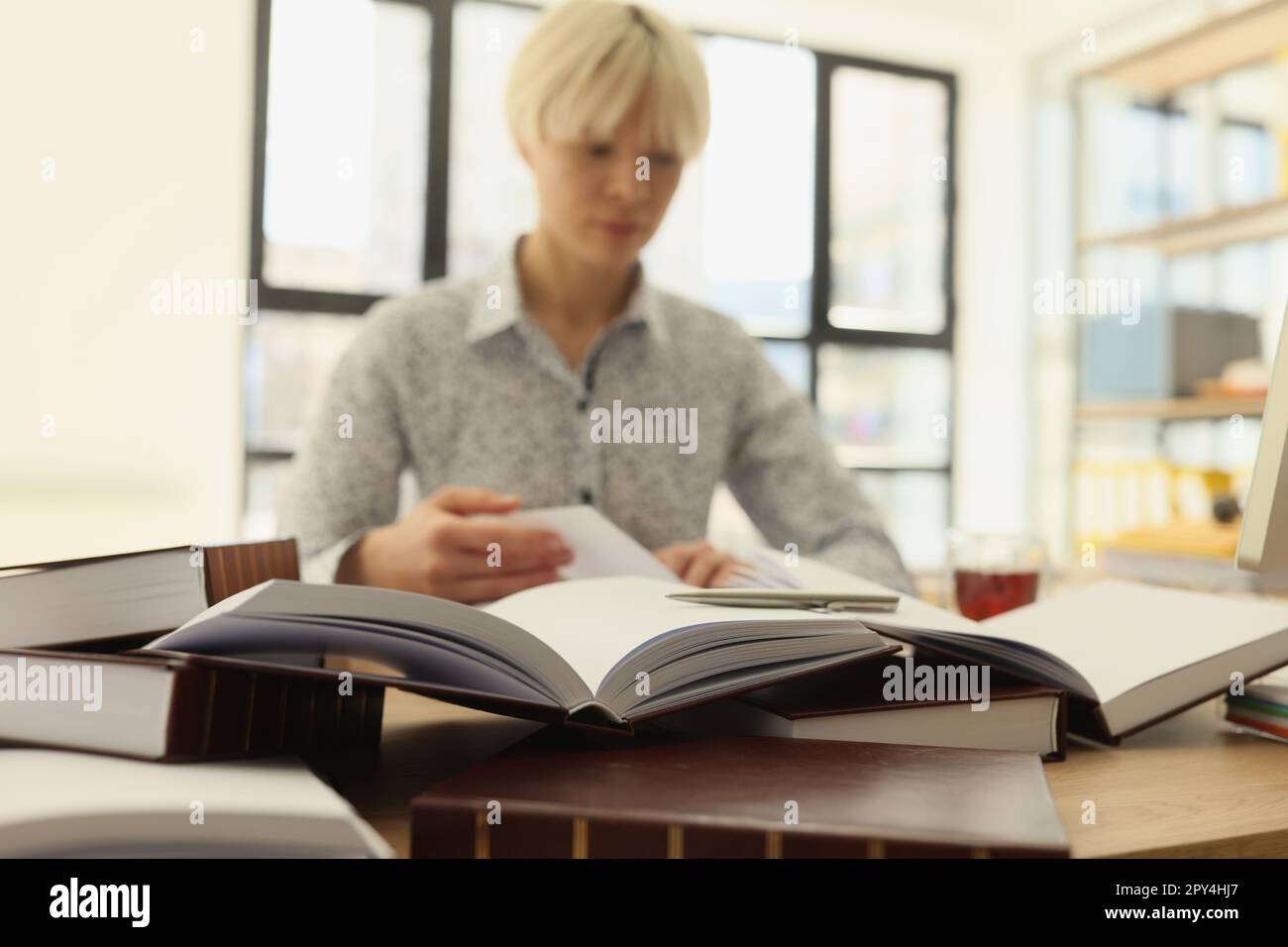 Employee research hi-res stock photography and images - Alamy
