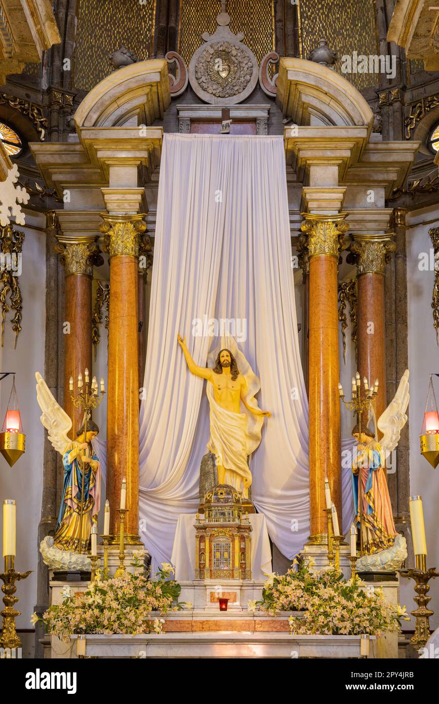 Interior view of the Iglesia del Sagrado Corazon church at Mexico Stock ...