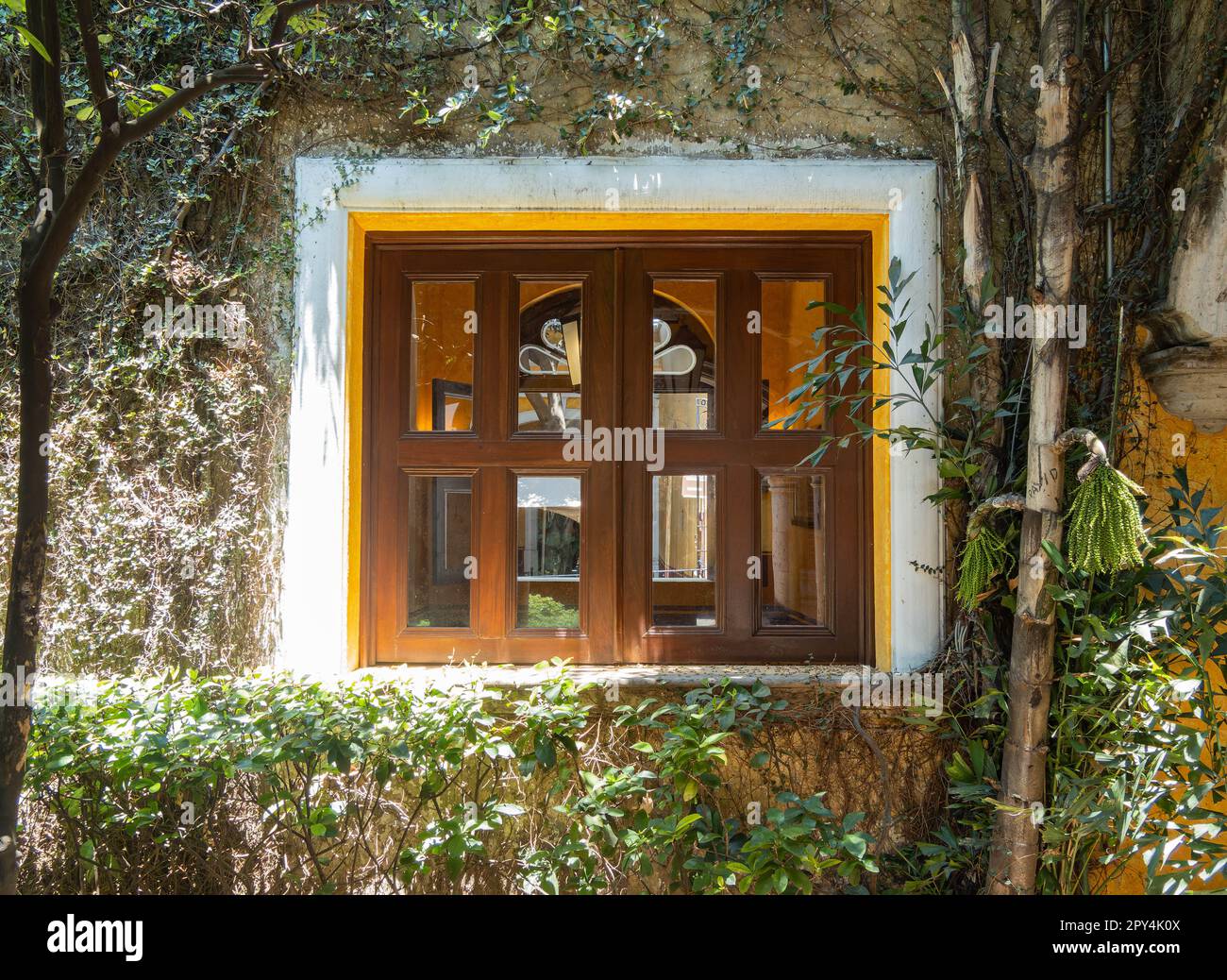 Fabrica la rojena hi-res stock photography and images - Alamy