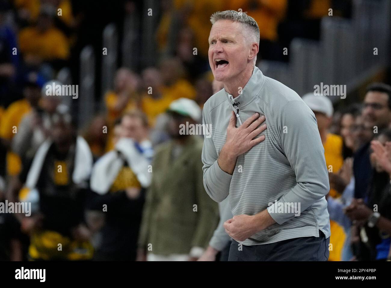 Golden State Warriors head coach Steve Kerr reacts during the second half of an NBA basketball ...