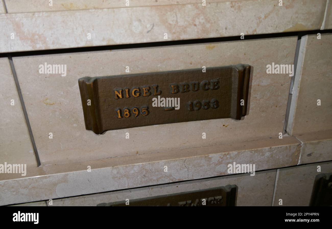 Los Angeles, California, USA 2nd May 2023 Actor Nigel Bruce Niche/Grave ...