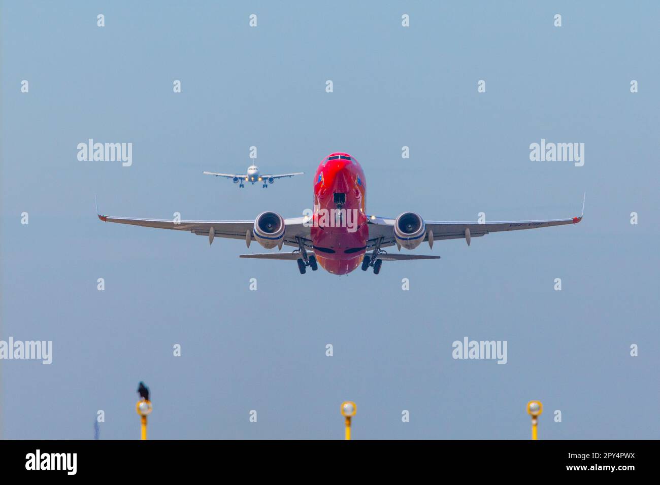 Aircraft movements at Sydney (Kingsford Smith) Airport in Sydney ...