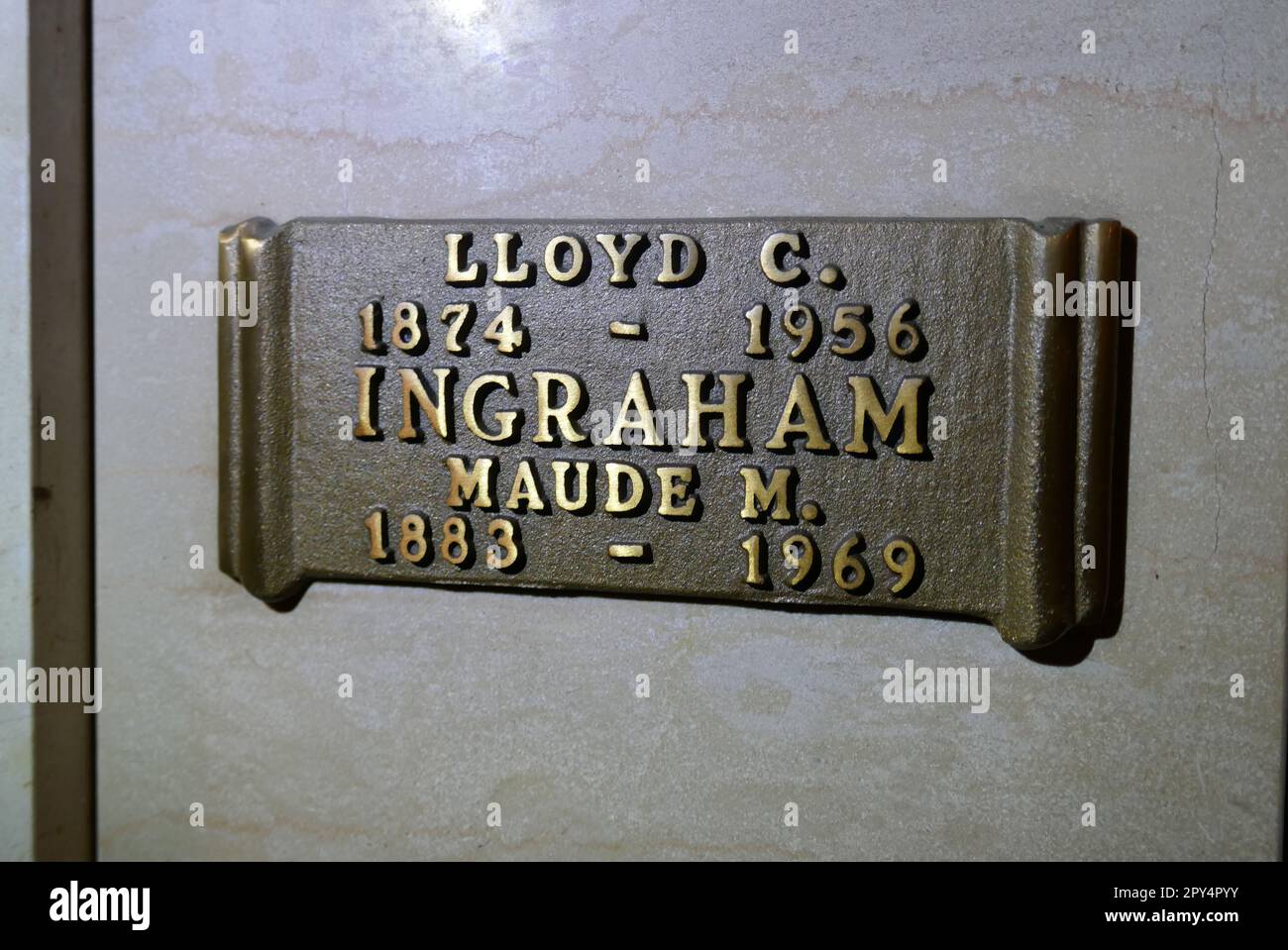 280 films hi-res stock photography and images - Alamy