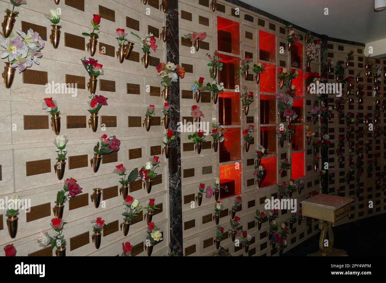 Leonard mudie hi-res stock photography and images - Alamy