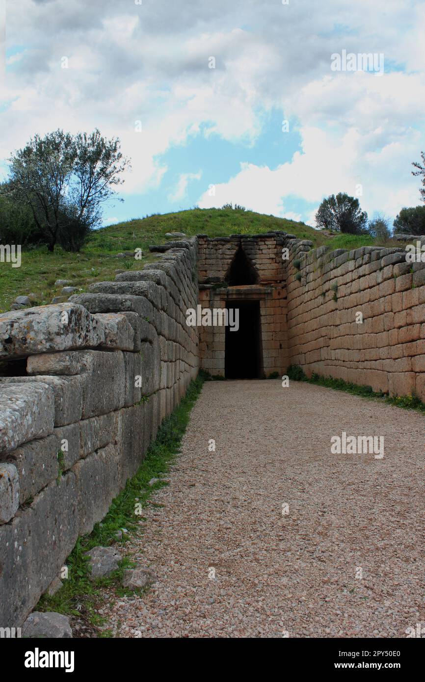 Tholos tomb of Atreus or Agamemnon in the ancient Greek city Mycenae ...
